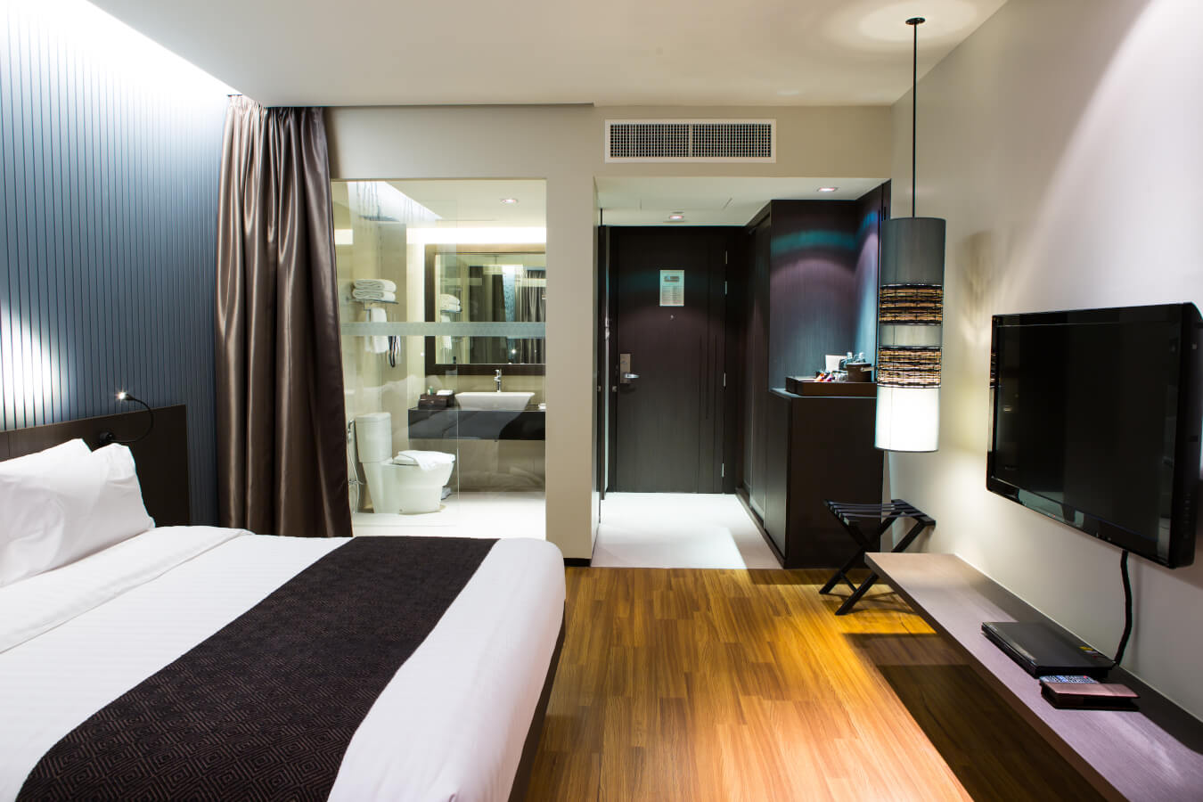 Ammiraj Hotel Mart LLC - We Earn Trust